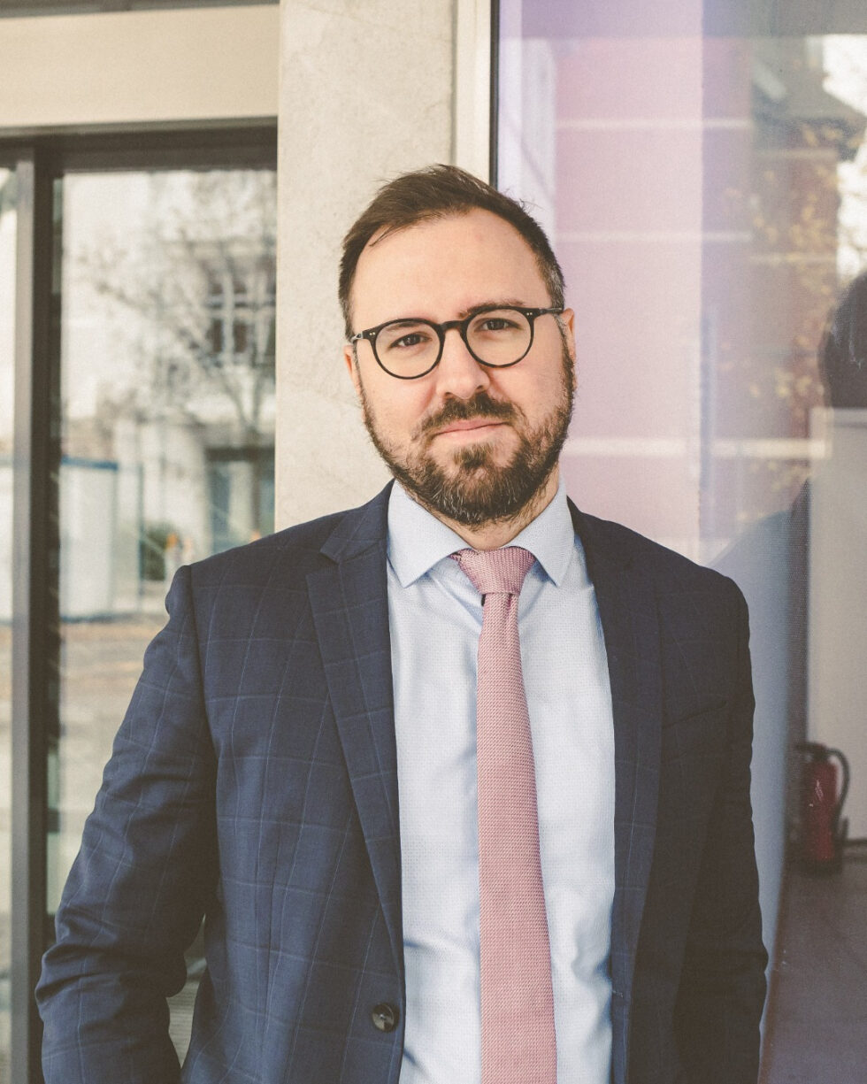 Find a lawyer or mediator - Careful Child Relocation